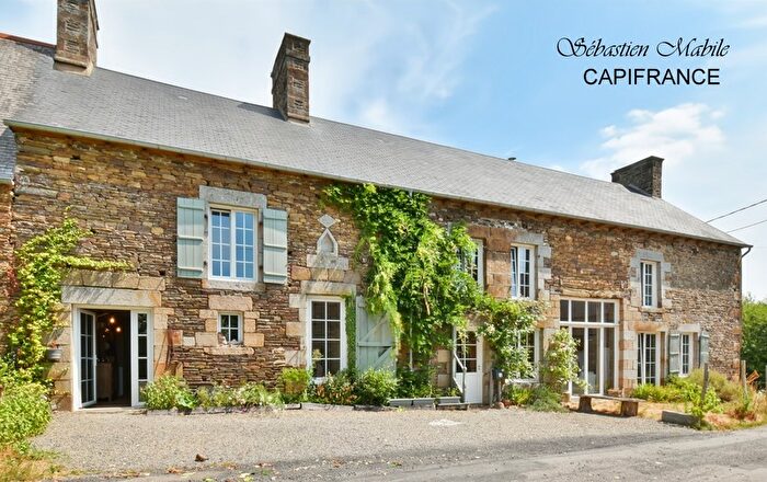 Maison 9 pièces à vendre - Sougéal