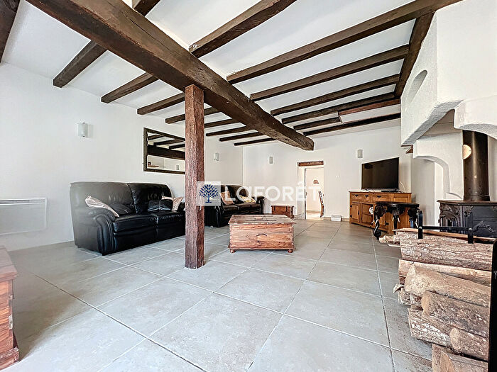 Maison à vendre - Clessé - 5 pièces - 2 chambres