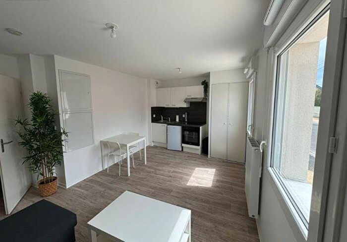 Arès : Appartement 1 pièce à louer