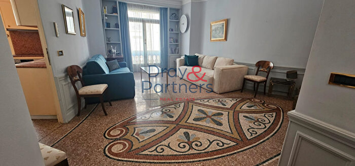 Appartement à vendre - Nice, Carré dor - 2 pièces - 1 chambre