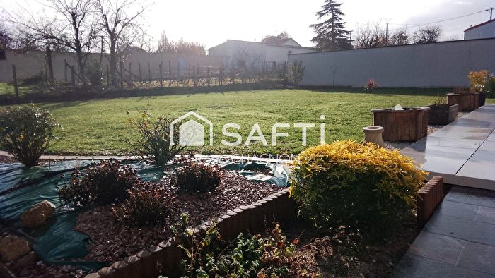 Maison à vendre - Fontenay-le-Comte, Le Porteau, Rabelais - 5 pièces - 3 chambres