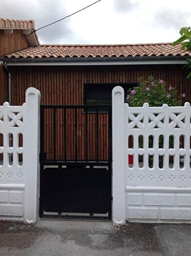 Maison à louer - Mérignac - 4 pièces - 3 chambres