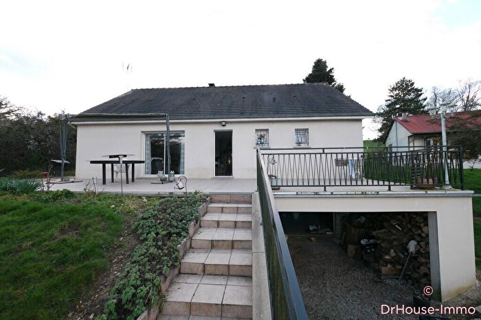 Maison à vendre - Saint-Mards-en-Othe - 5 pièces - 3 chambres