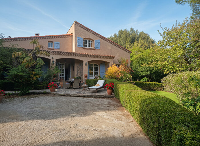 Maison 10 pièces à vendre à Montolieu