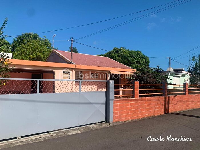 Maison à louer - Capesterre-Belle-Eau - 3 pièces - 2 chambres