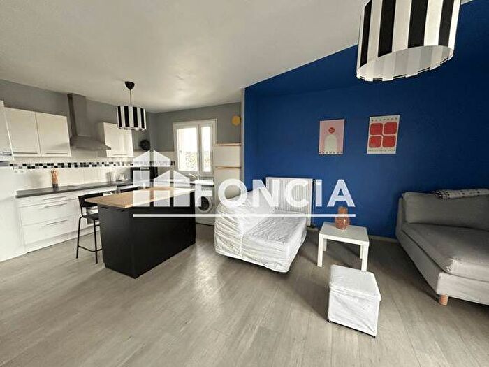 Appartement à louer - Amphitheatre, Rodez - 2 pièces - 1 chambre