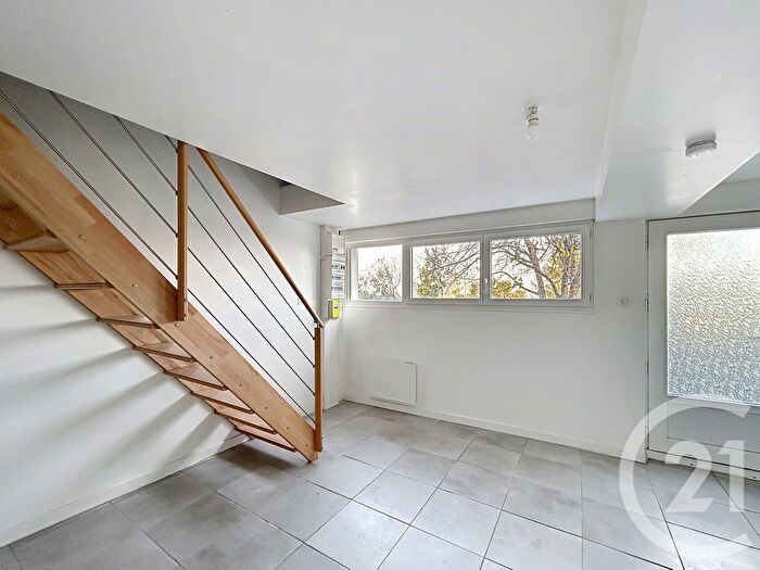 Maison à louer - Magnac-sur-Touvre - 2 pièces - 1 chambre