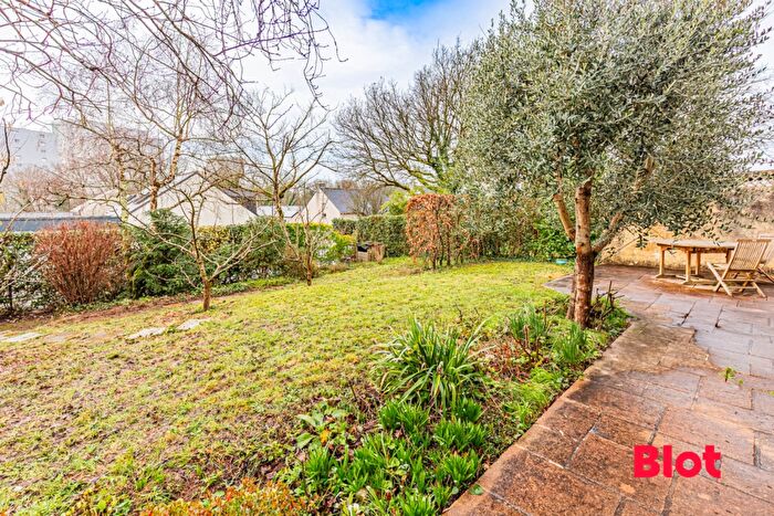 Maison à vendre - Nantes, Eraudière, La Marrière, Rond-point de Paris - 8 pièces - 5 chambres