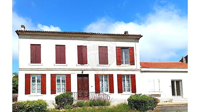 Maison à vendre - Grignols - 9 pièces - 5 chambres