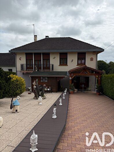 Luzy : Maison 6 pièces à vendre