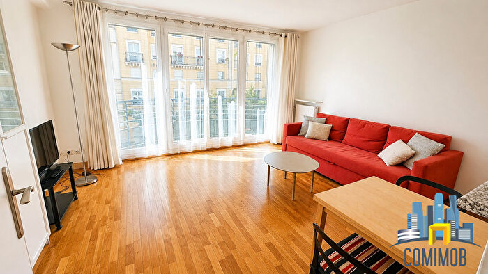 Courbevoie : Appartement 2 pièces à vendre
