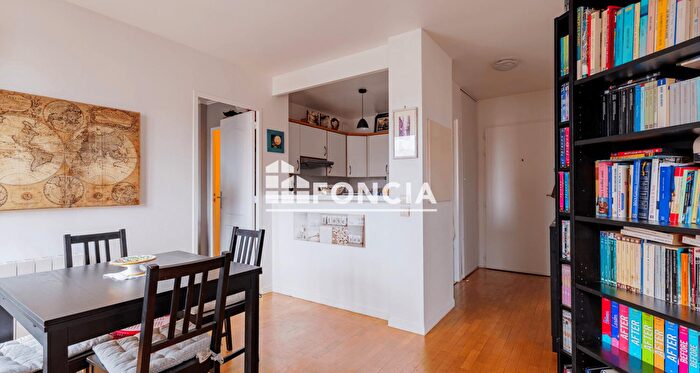 Appartement 2 pièces à Bailly-Romainvilliers, à vendre
