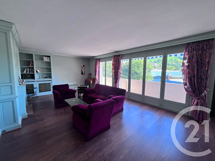 Appartement à vendre - Aurillac, Centre-ville - 5 pièces - 3 chambres