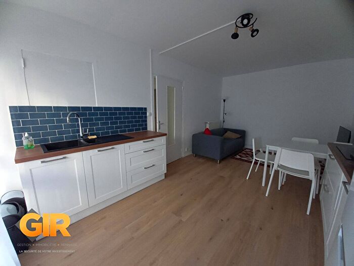 Le Blosne, Rennes - Appartement 1 pièce à louer