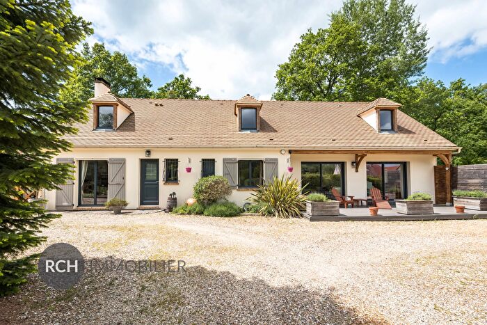 Maison 9 pièces à vendre à Gambais