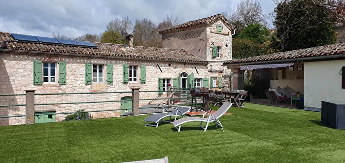 Maison à vendre - Itzac - 9 pièces - 7 chambres