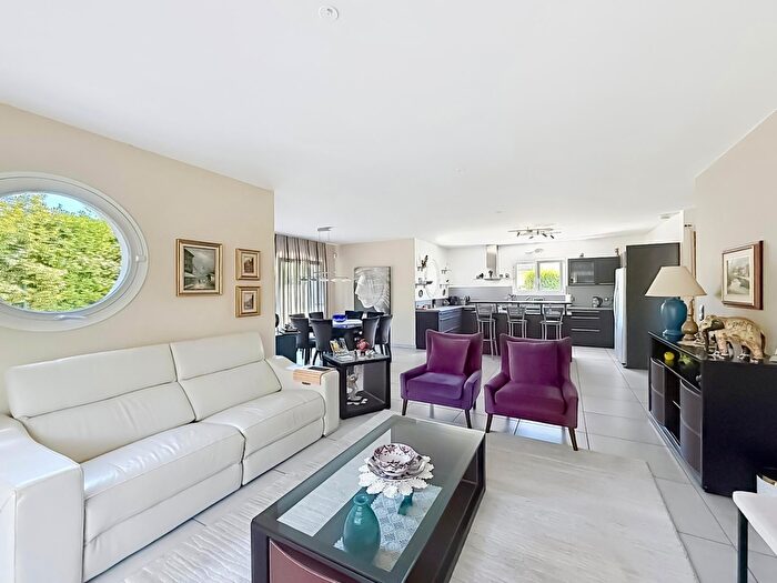 Maison 5 pièces à vendre à Chens-sur-Léman