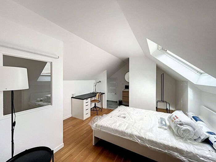 Appartement à louer - Les Saules, Guyancourt - 1 pièce