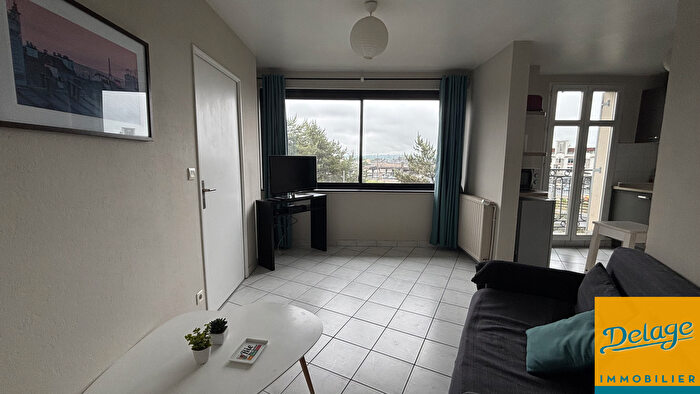 Limoges, Centre-ville, Hôtel de Ville, Emailleurs : Appartement 2 pièces à louer