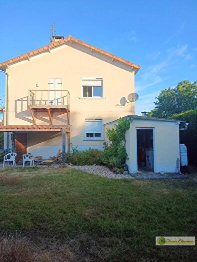 Maison 5 pièces à vendre à Les Gours