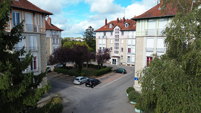 Nevers, Champs Pacaud, Mouësse : Appartement 2 pièces à vendre