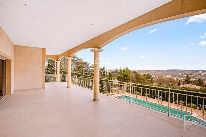 Maison à louer - Collonges-au-Mont-dOr - 7 pièces - 6 chambres