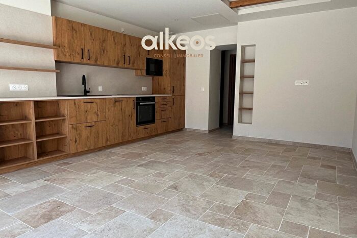 Maison 4 pièces à vendre à Le Lavandou, Centre-ville, Plage du Lavandou, Pointe Pilon