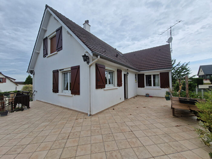 Maison à vendre - Ferrières-en-Bray - 5 pièces - 4 chambres