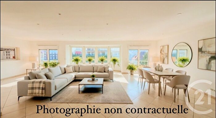 Appartement à vendre - Saint-Avold, Centre-ville, Felsberg, Route de DourdHal - 5 pièces - 2 chambres