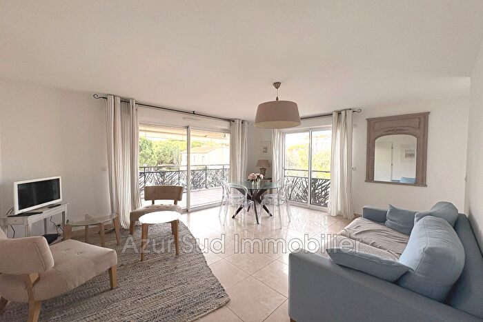 Appartement à vendre - Antibes, Juan-les-Pins, Le Cap - 3 pièces - 2 chambres