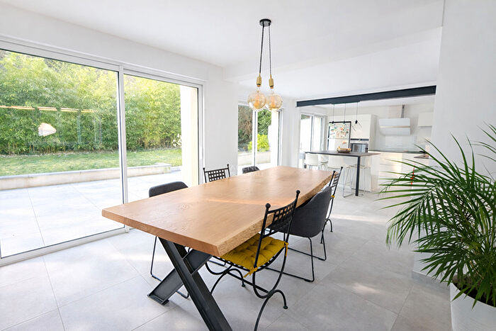 Le Mesnil-le-Roi - Maison 6 pièces à vendre