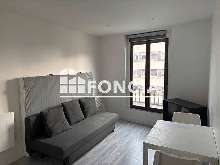 Appartement à louer - Grandes Carrières-Clichy, Paris ème arrondissement - 1 pièce