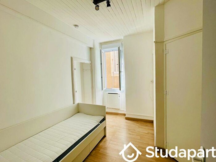 Gambetta, Nîmes - Appartement 1 pièce à louer
