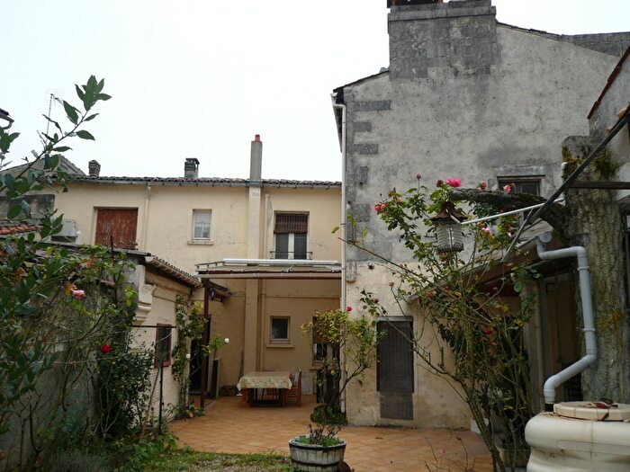 Maison 6 pièces à vendre à Cognac, Centre-ville, Gare