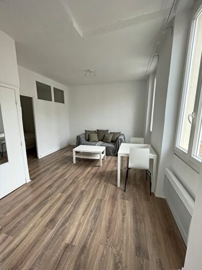 Marseille 5ème, Baille : Appartement 2 pièces à louer