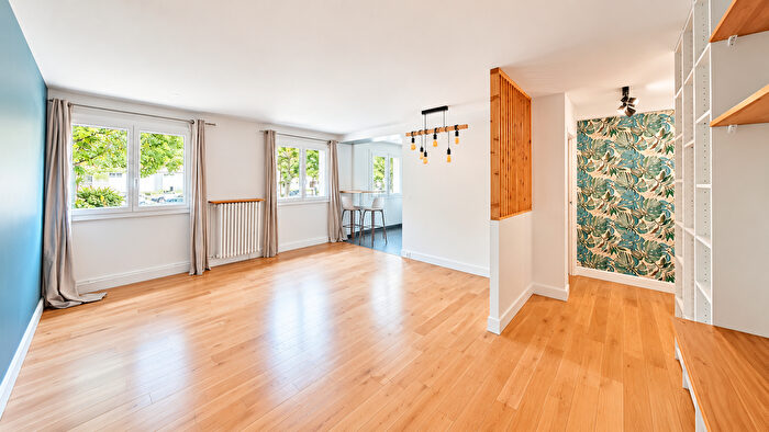 Appartement 3 pièces à vendre - Clichy, Centre-ville