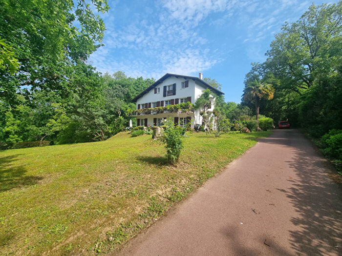 Maison à vendre - Villefranque - 10 pièces - 7 chambres