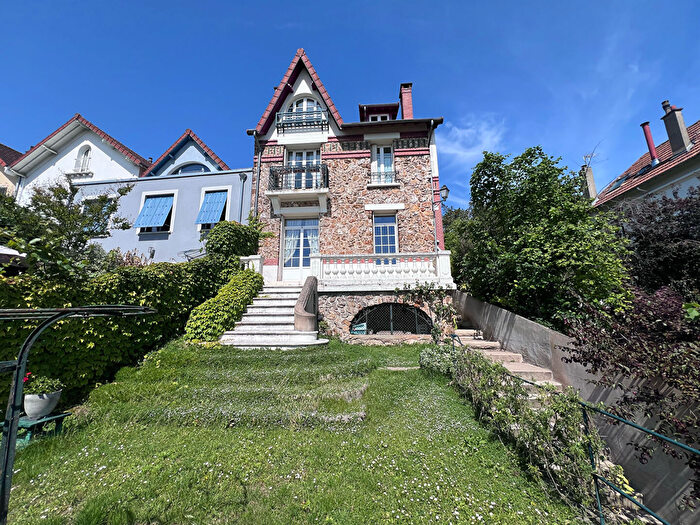 Maison 6 pièces à Suresnes, Plateau Ouest, à vendre