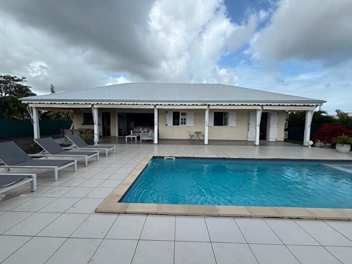 Maison à louer - Saint-François - 4 pièces - 3 chambres