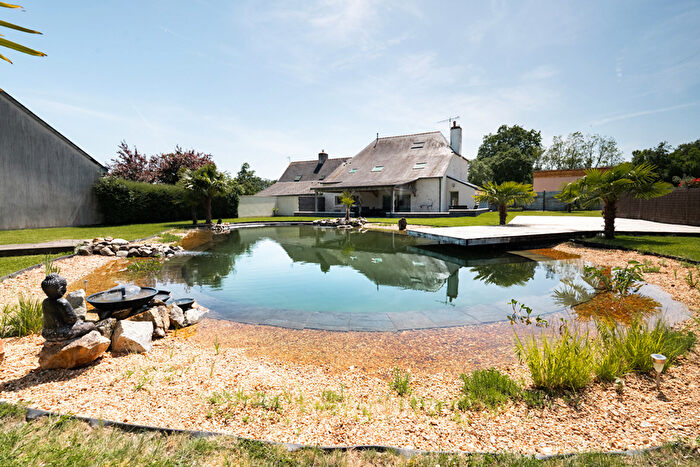 Maison 7 pièces à vendre - Bécon-les-Granits