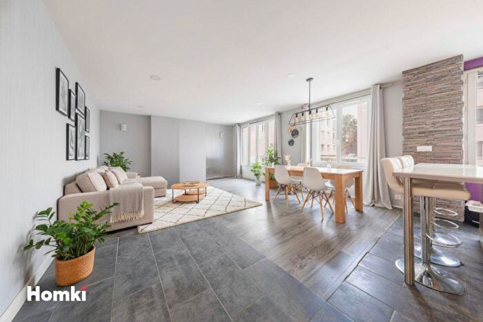 Appartement à vendre - Clermont-Ferrand - 3 pièces - 2 chambres