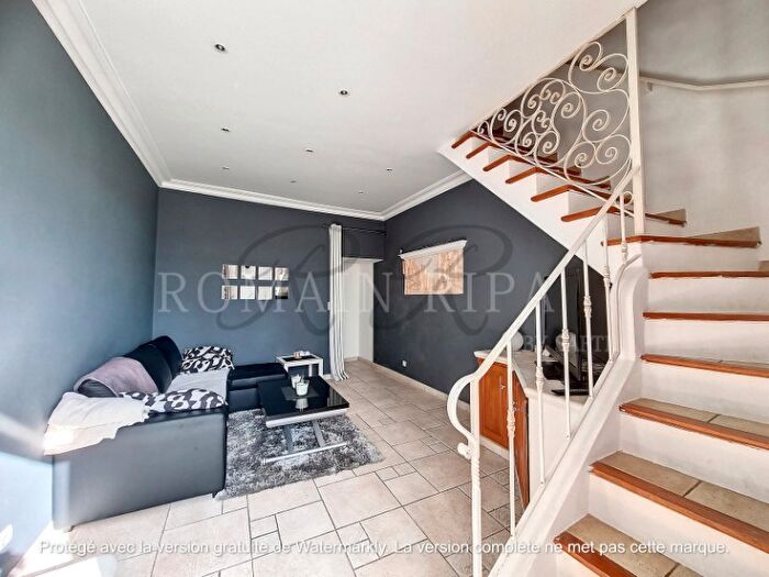 Maison à vendre - Le Muy - 4 pièces - 2 chambres