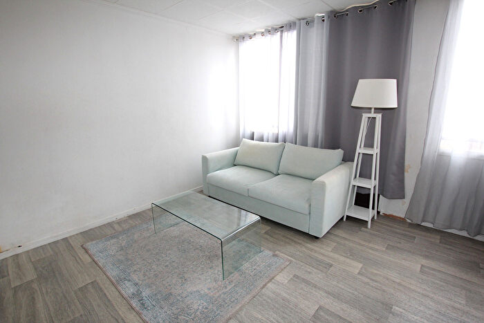 Appartement à louer - Meudon, Meudon la Forêt - 1 pièce