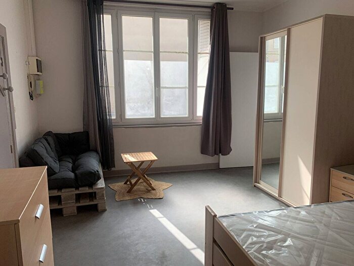 Cité Universitaire-Albert Thomas, Limoges - Appartement 1 pièce à louer