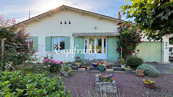 Maison à vendre - Taillebourg - 4 pièces - 2 chambres