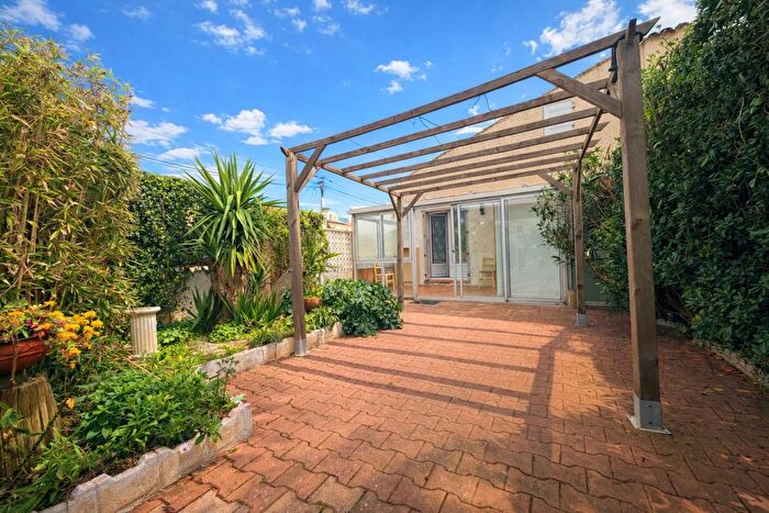 Maison à vendre - Vendres - 3 pièces - 2 chambres