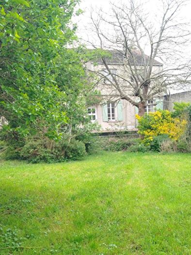 Maison 7 pièces à vendre à Dammarie-les-Lys, LAbbaye du Lys, Centre-ville, Soubiron
