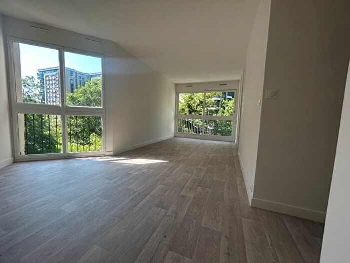 Appartement à louer - Grigny, Grigny, Gare - 2 pièces - 1 chambre