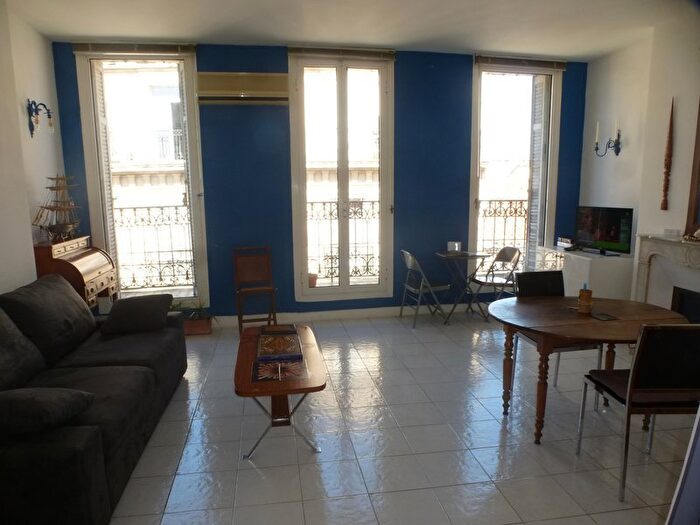 Appartement 3 pièces à Marseille 1er, Opéra, à louer