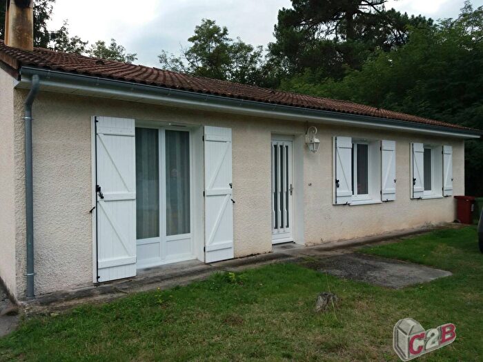 Guillos : Maison 4 pièces à louer